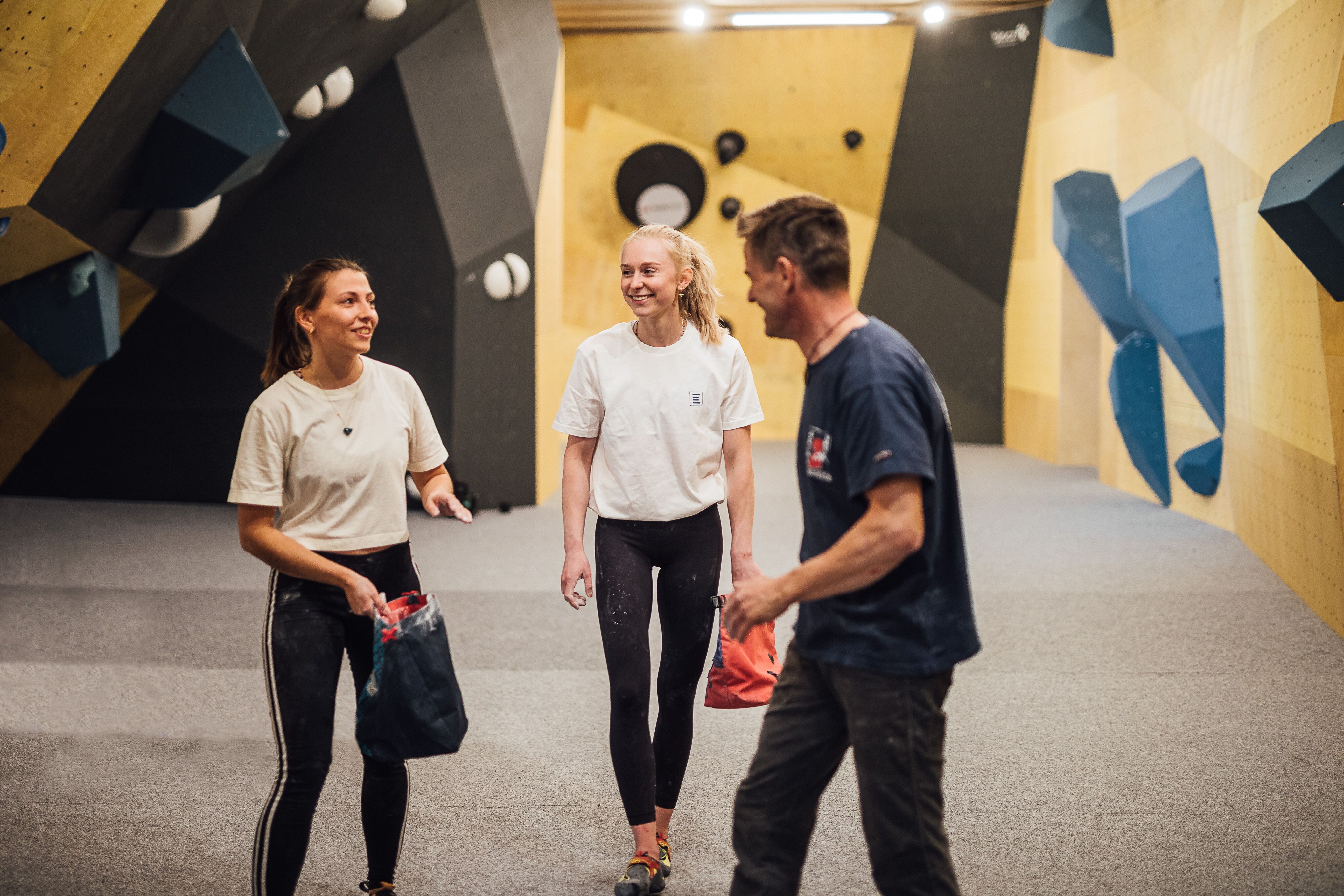Deine Boulderhalle in Kassel - Element Boulders Kassel